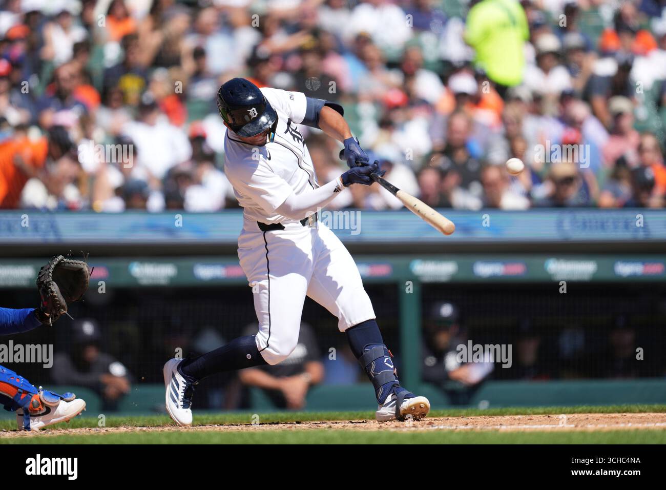 Detroit Tigers' Wenceel Pérez hits a two-run home run against the New ...
