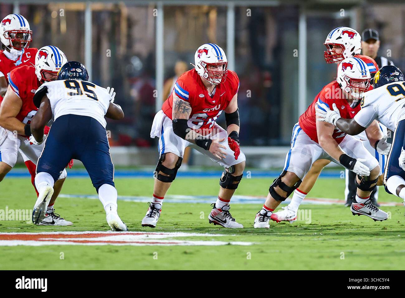 DALLAS, TX - AUGUST 30: SMU Mustangs offensive lineman Joshua Bates ...