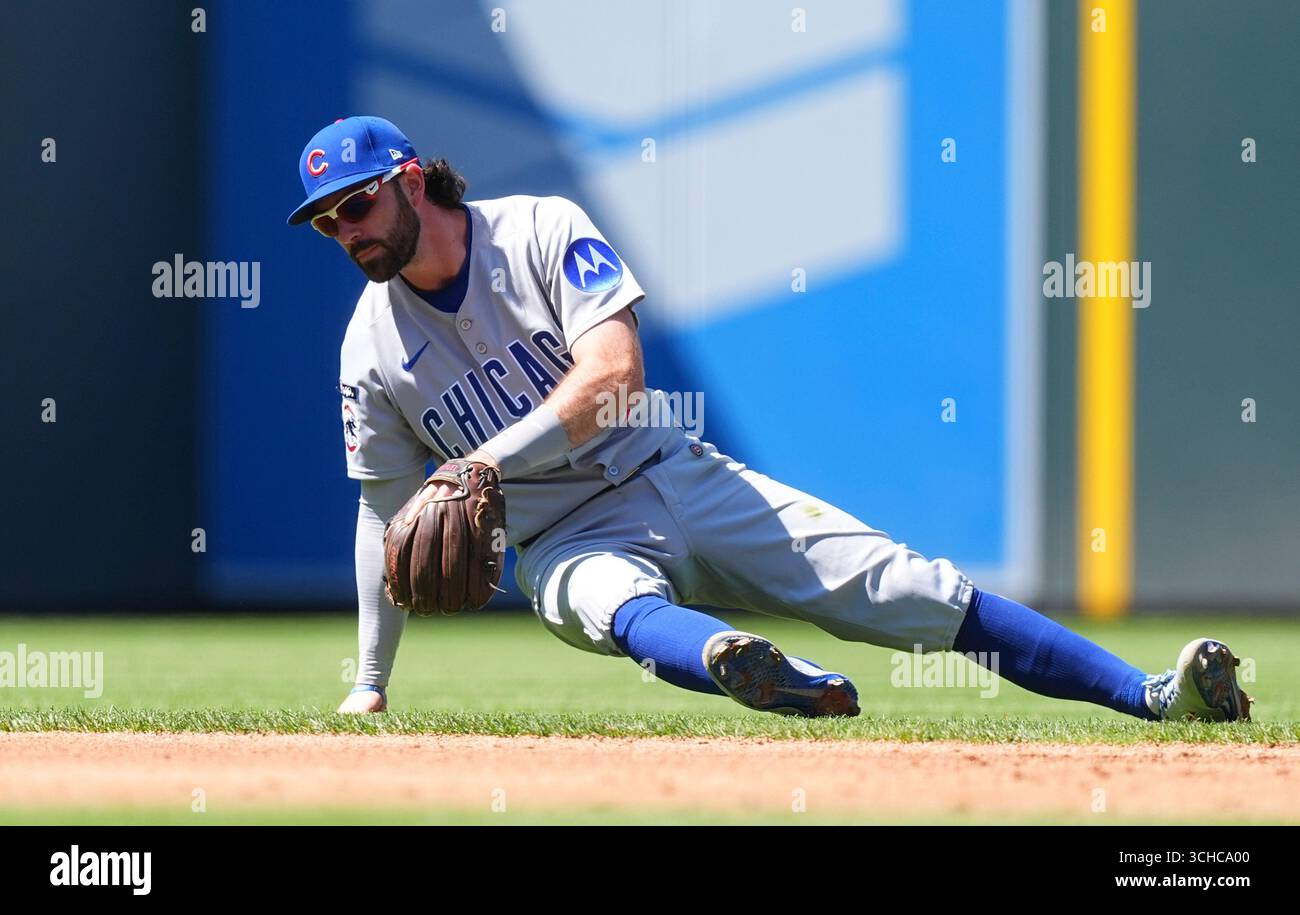 Chicago Cubs shortstop Dansby Swanson (7) in the third inning of a ...