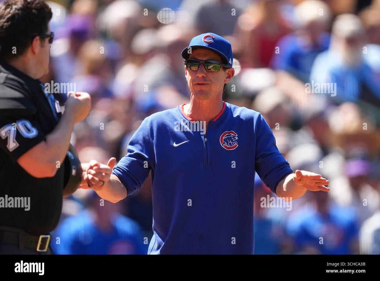 Chicago Cubs manager Craig Counsell (11) in the fourth inning of a ...
