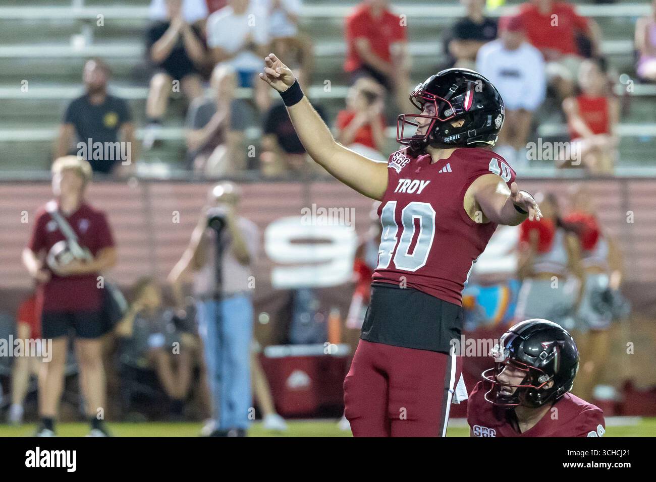 Troy kicker Scott Taylor Renfroe (40) kicks an extra point during an ...