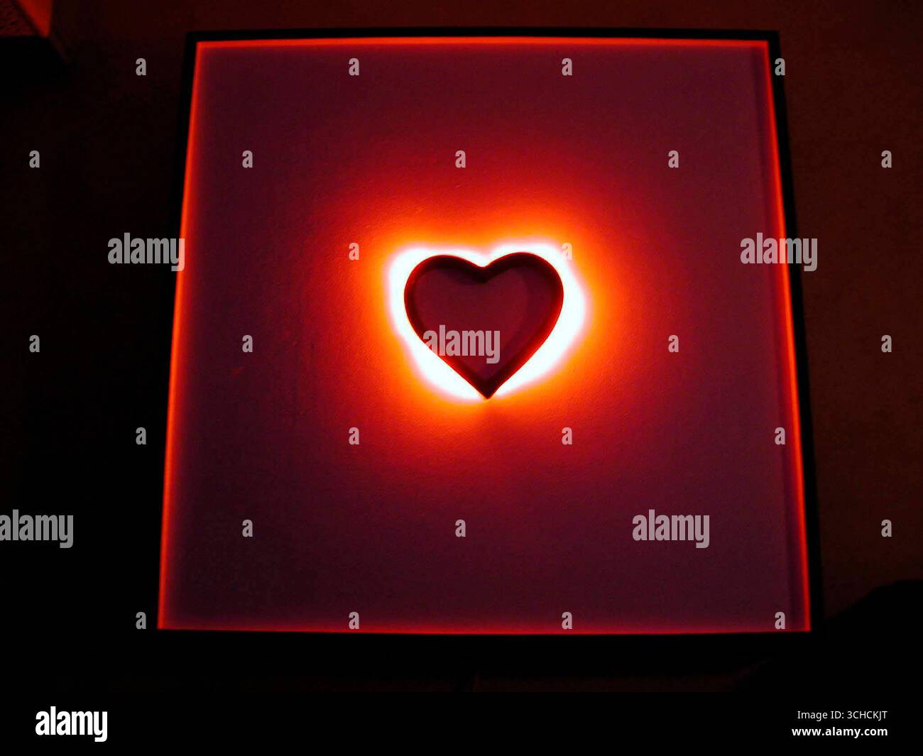 Heart, a symbol of love and romance in interpersonal relationships ...