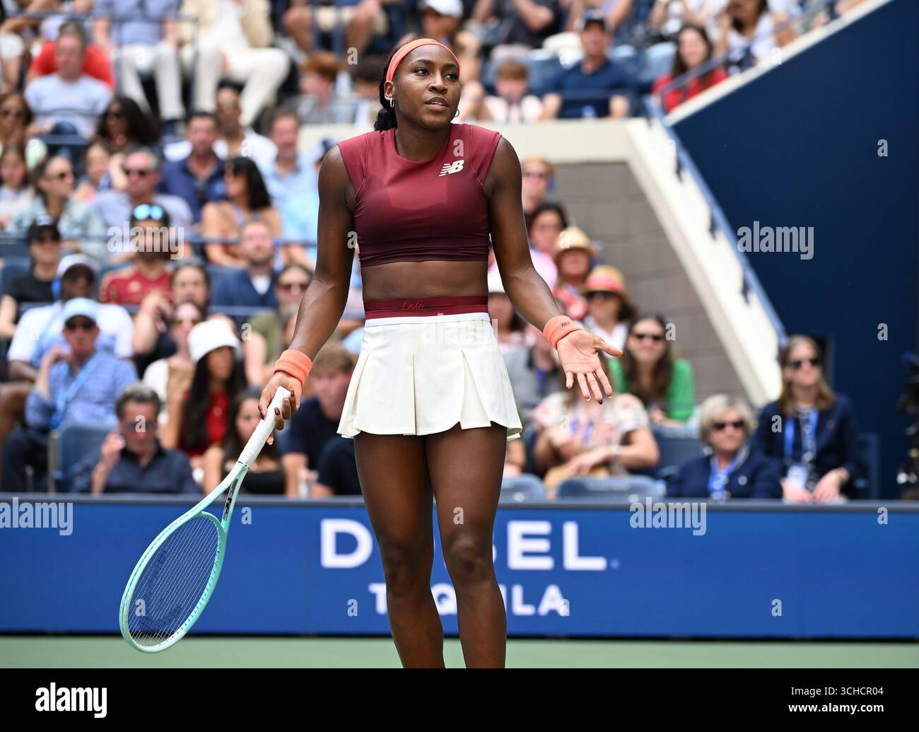Naomi osaka arthur ashe stadium hi-res stock photography and images - Alamy
