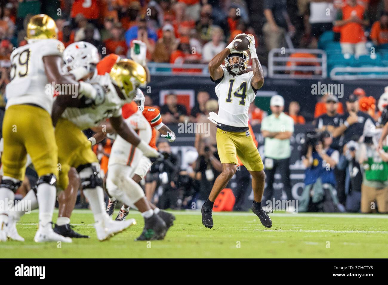 MIAMI GARDENS, FL - AUGUST 31: Notre Dame Fighting Irish wide receiver ...