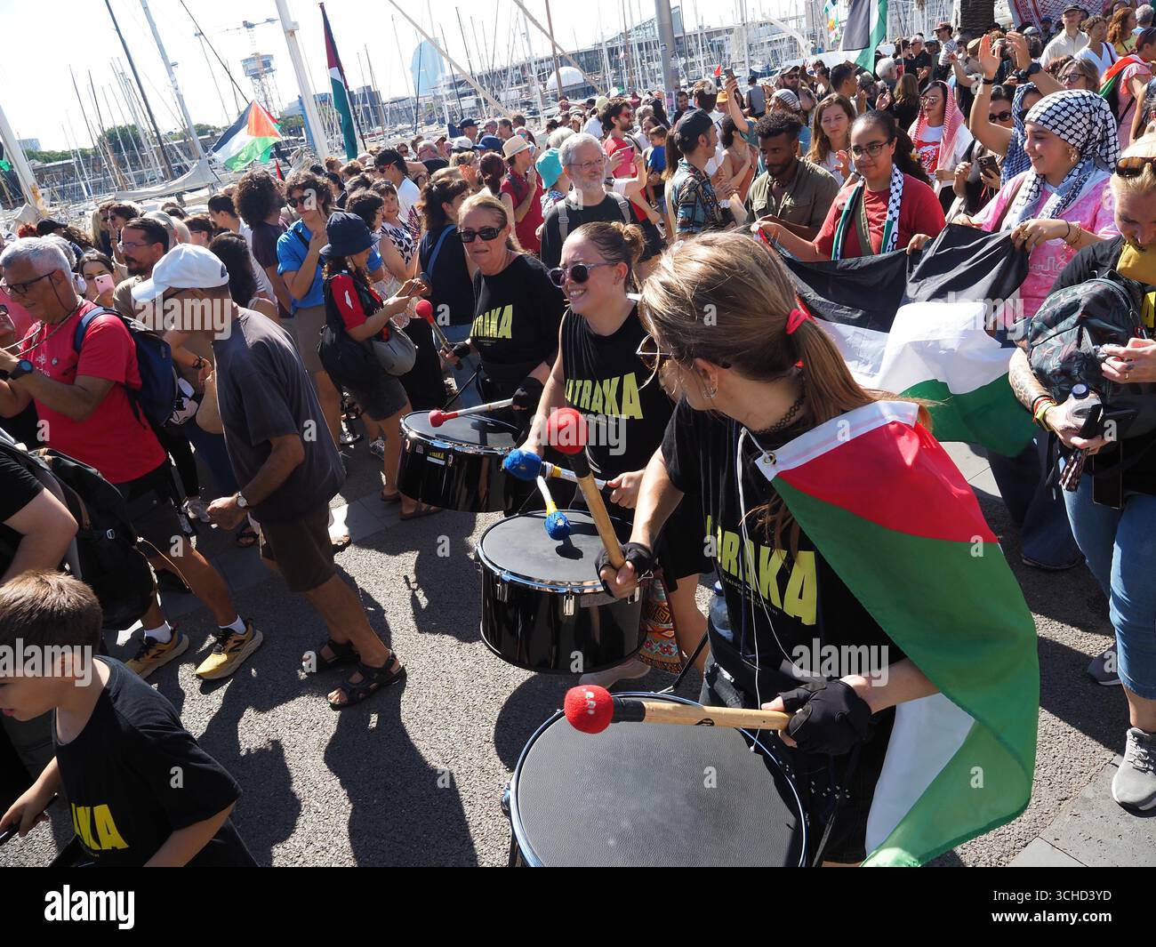 August 31, 2025, Barcelona, Barcelona, Spain: Thousands of people ...