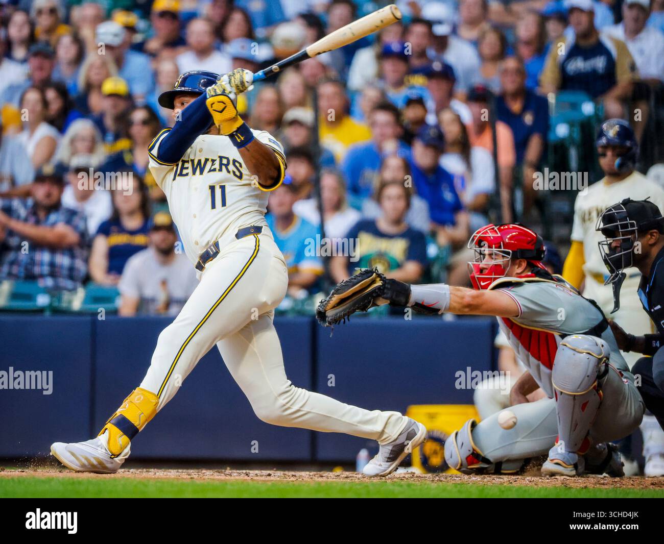 Milwaukee, United States. 01st Sep, 2025. Philadelphia Phillies catcher ...