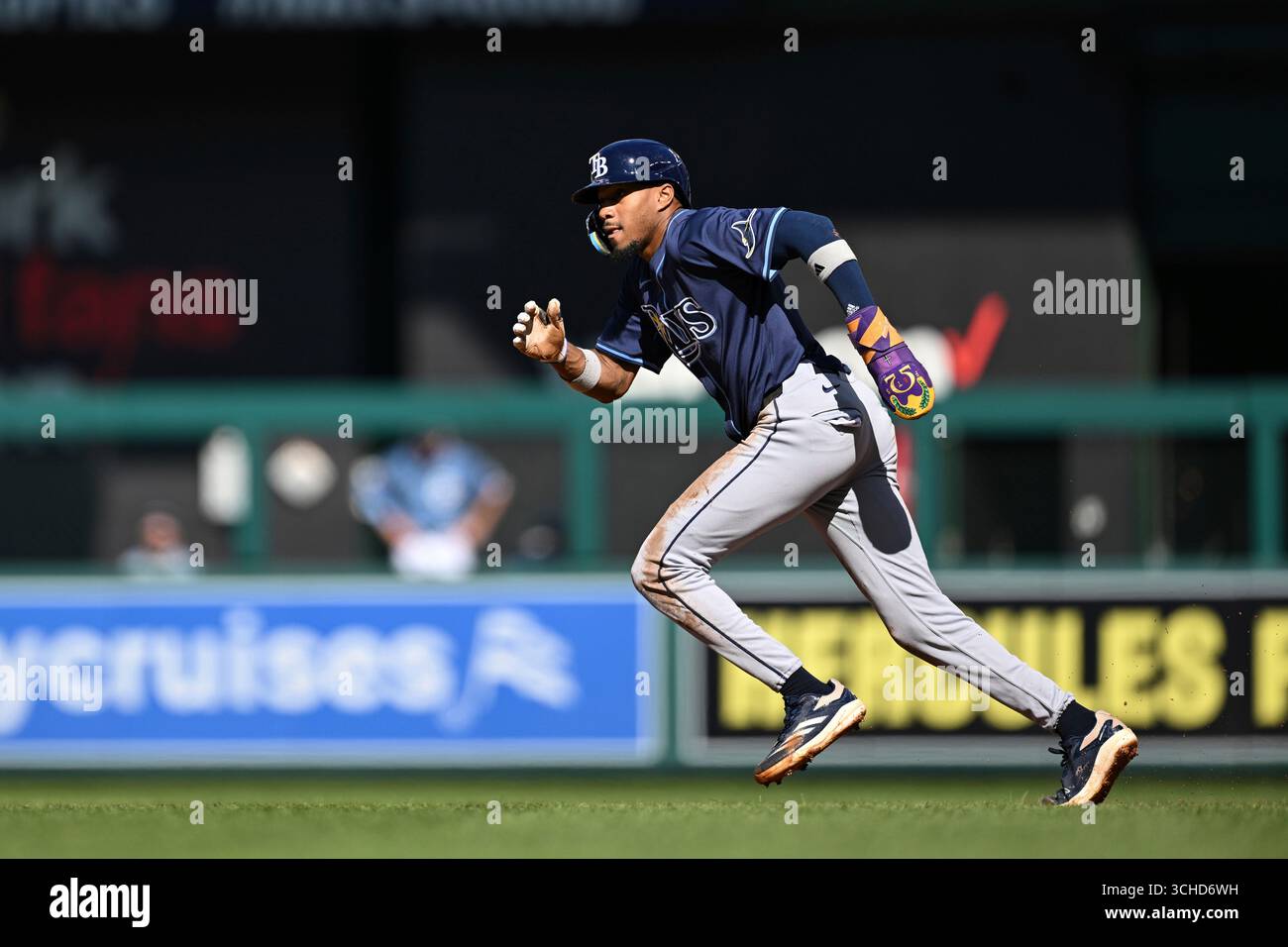 Tampa Bay Rays' Chandler Simpson runs to second base during the first ...