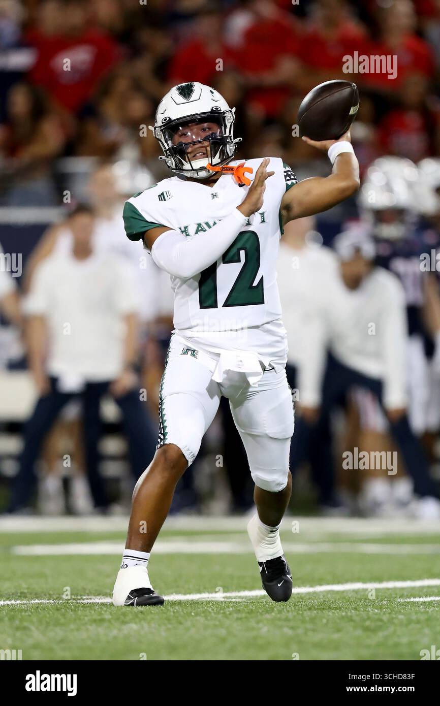 TUCSON, AZ - AUGUST 30: Hawai'i Rainbow Warriors quarterback Micah ...
