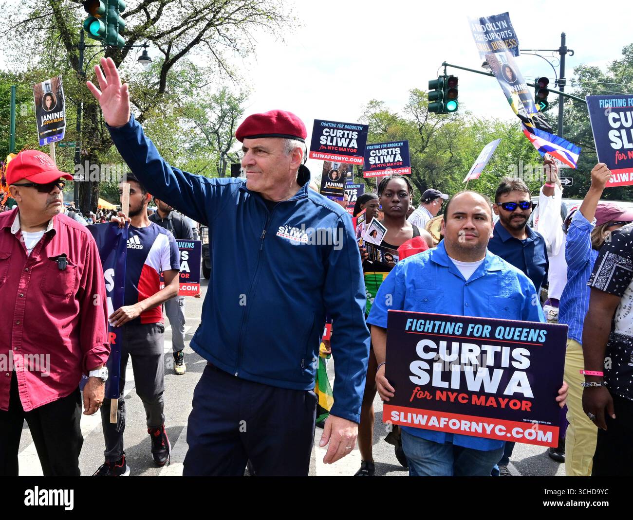 Photo by: Andrea Renault/STAR MAX/IPx 2025 9/1/25 Mayoral candidate Curtis Sliwa at the ...