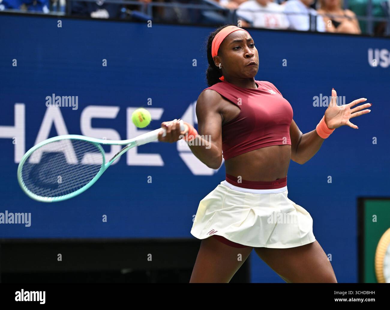FLUSHING NY- SEPTEMBER 01: Coco Gauff Vs Naomi Osaka On Arthur Ashe ...
