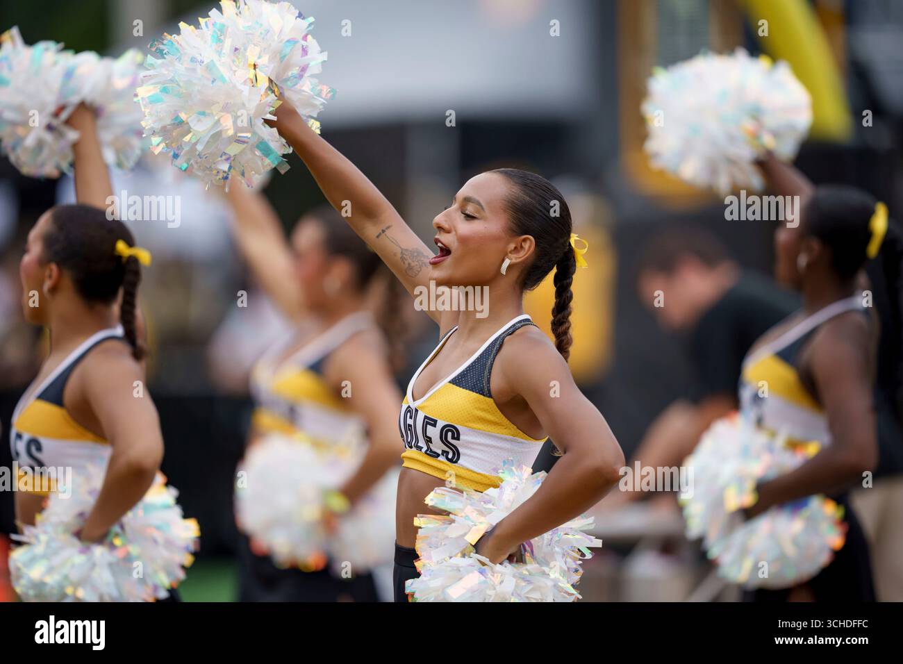 Southern Mississippi cheerleaders cheer during an NCAA football game ...