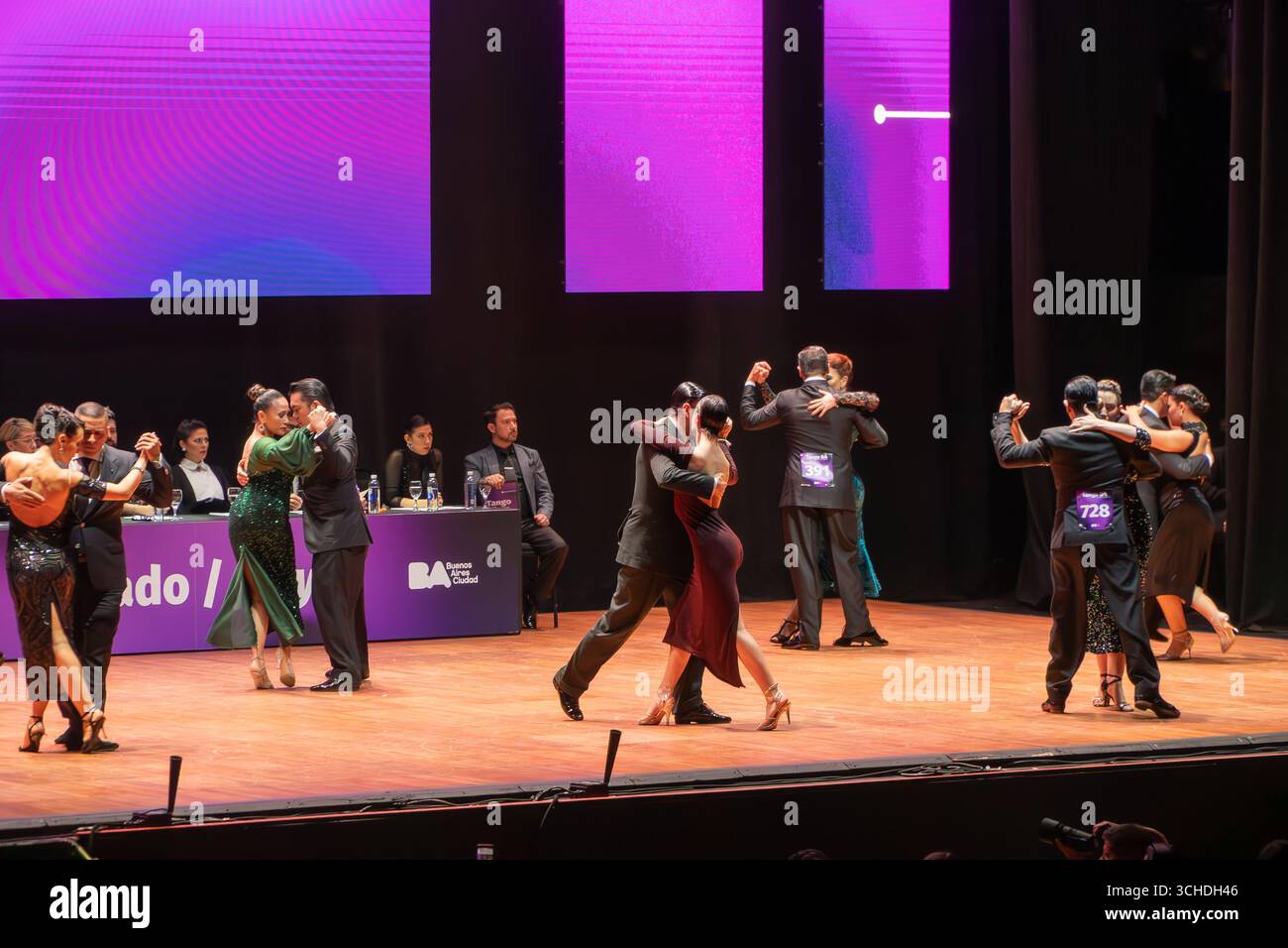 Buenos Aires, Argentina. 01st Sep, 2025. The couples danced in front of ...