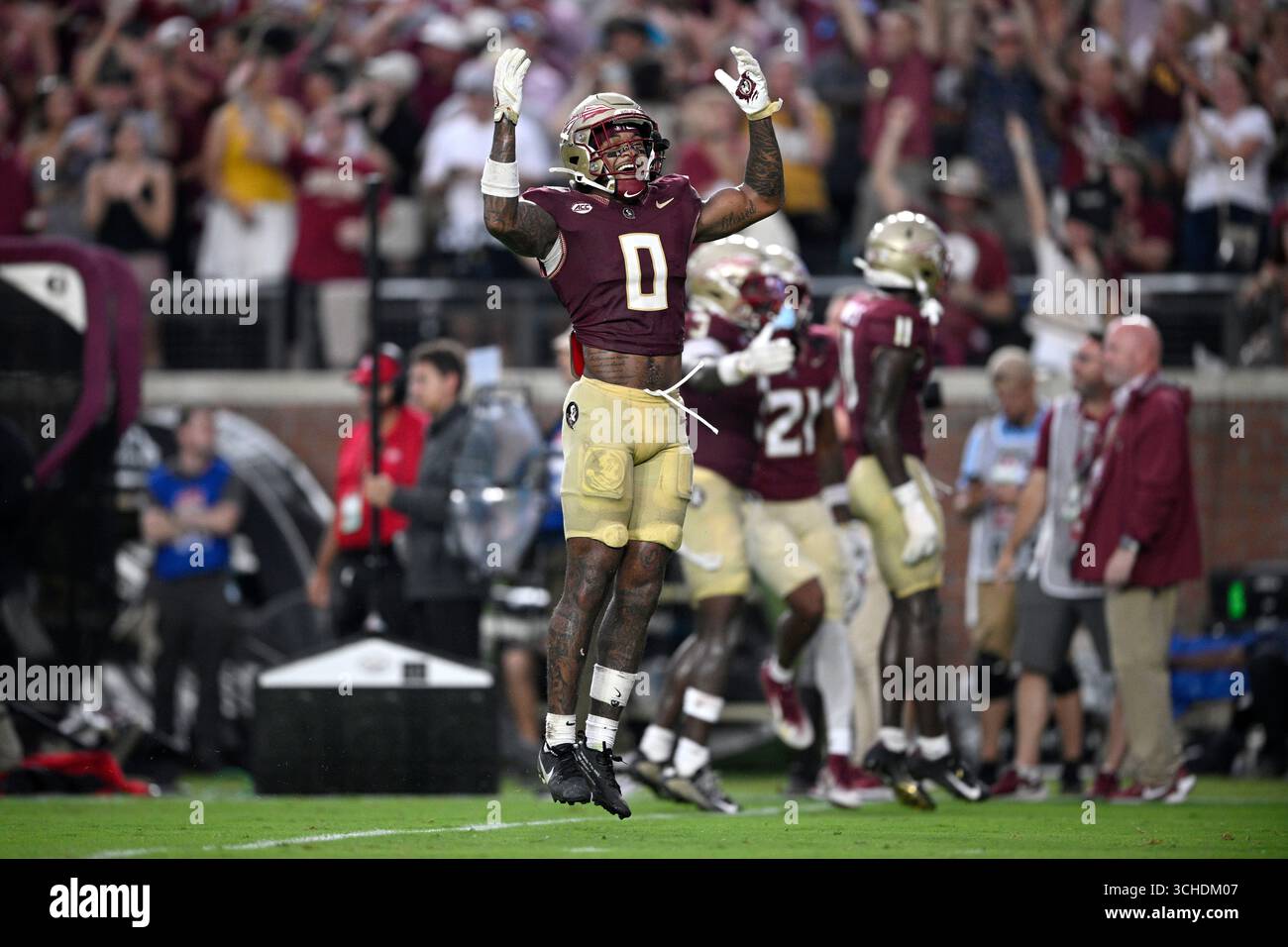 Florida State defensive back Earl Little Jr. (0) celebrates after a ...