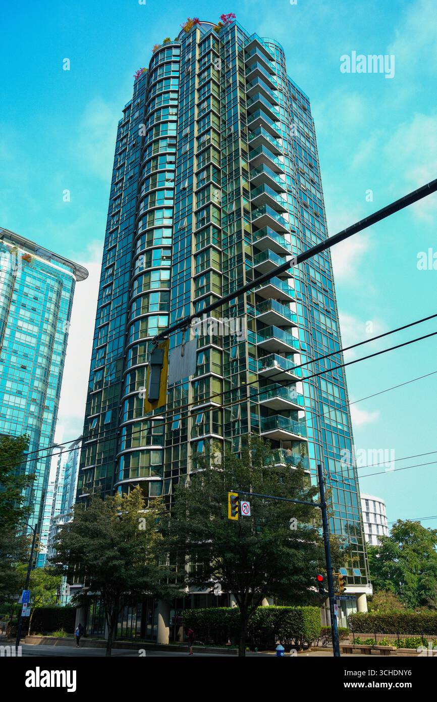 Harbourside park ii vancouver hi-res stock photography and images - Alamy