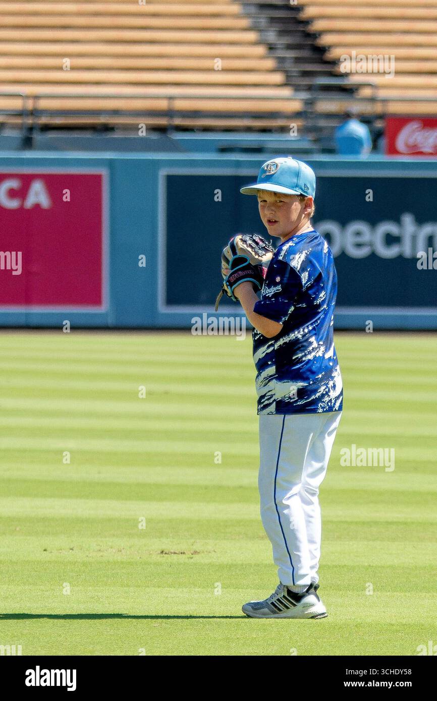 Los Angeles Dodgers starting pitcher Clayton Kershaw’s (22) son Charley ...