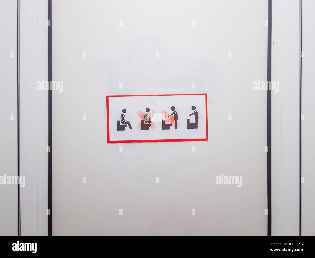 Restroom etiquette hi-res stock photography and images - Alamy