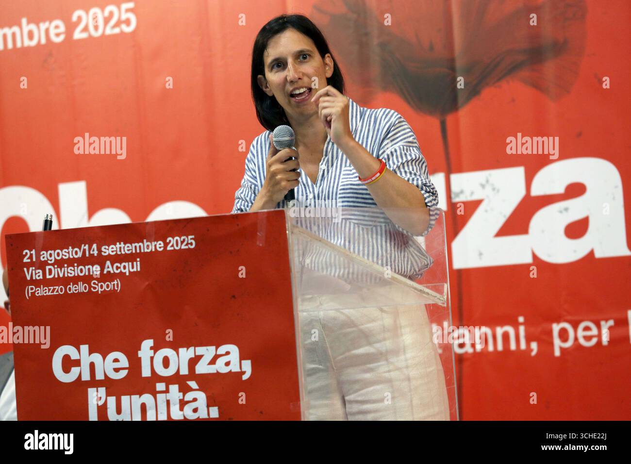 Modena. Elly Schlein, secretary of the Democratic Party, meets with PD ...