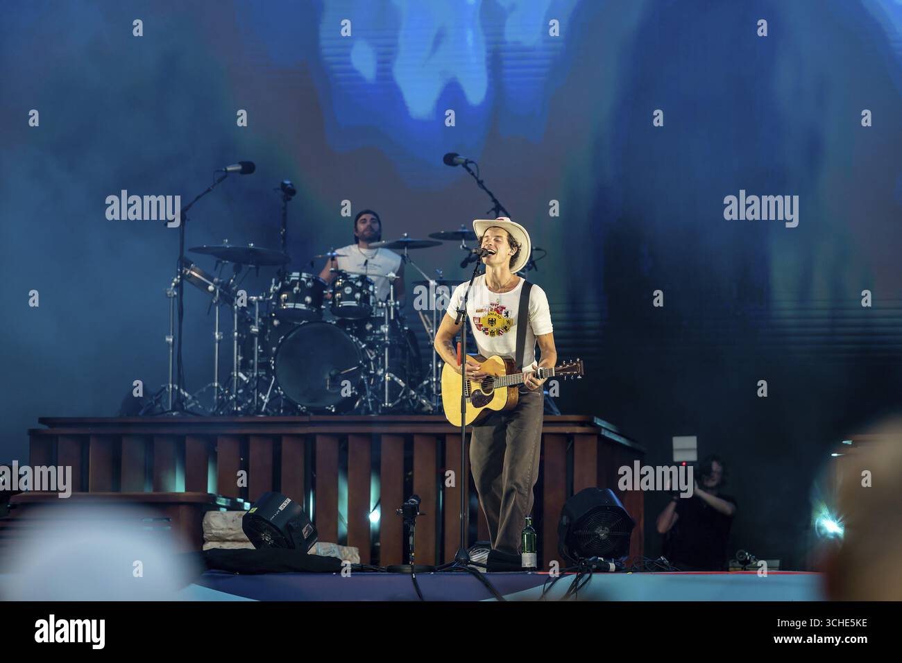 Shawn Mendes at the Superbloom Festival, Day 2 at the Olympiapark ...