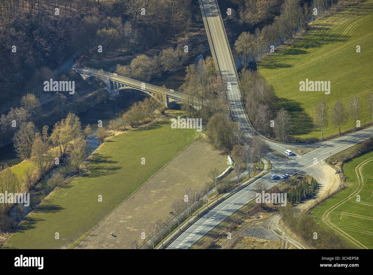 Aerial view, Ruhrbruecke Mescheder Strasse and Kaiser-Wilhelm-Bruecke ...