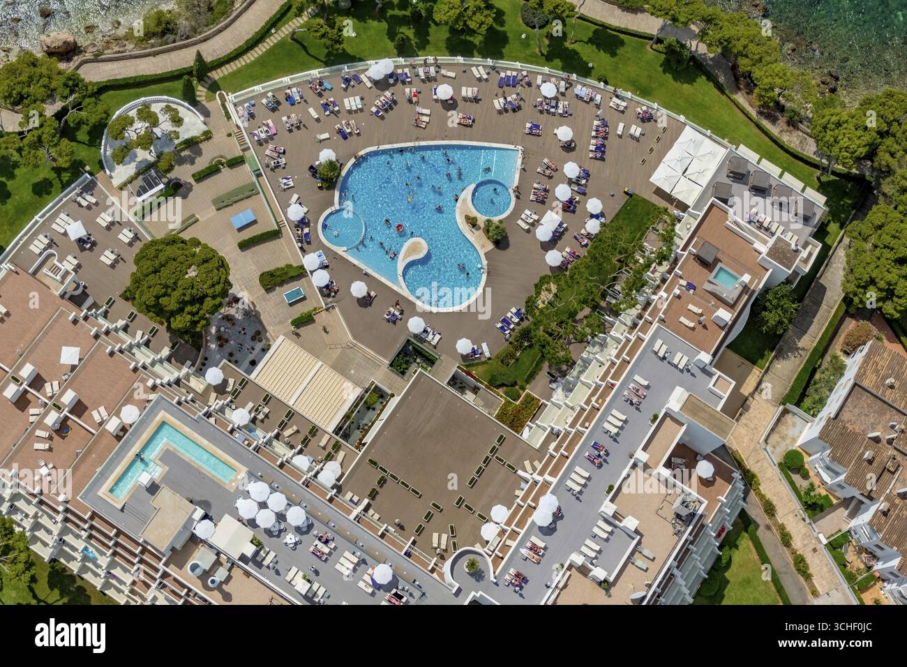 Aerial view, swimming pool on the roof of Aparthotel Ponent Mar ...
