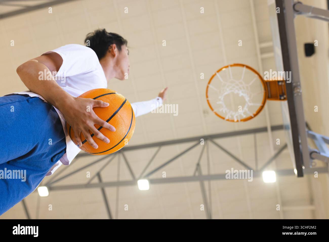 Steel basketball hoop hi-res stock photography and images - Alamy