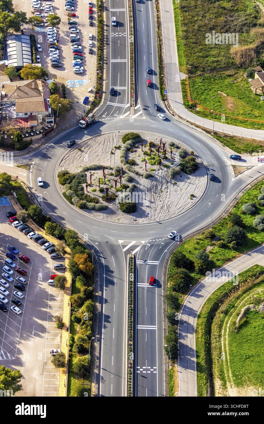 Aerial view, island, sculptures road junction roundabout, Petra ...