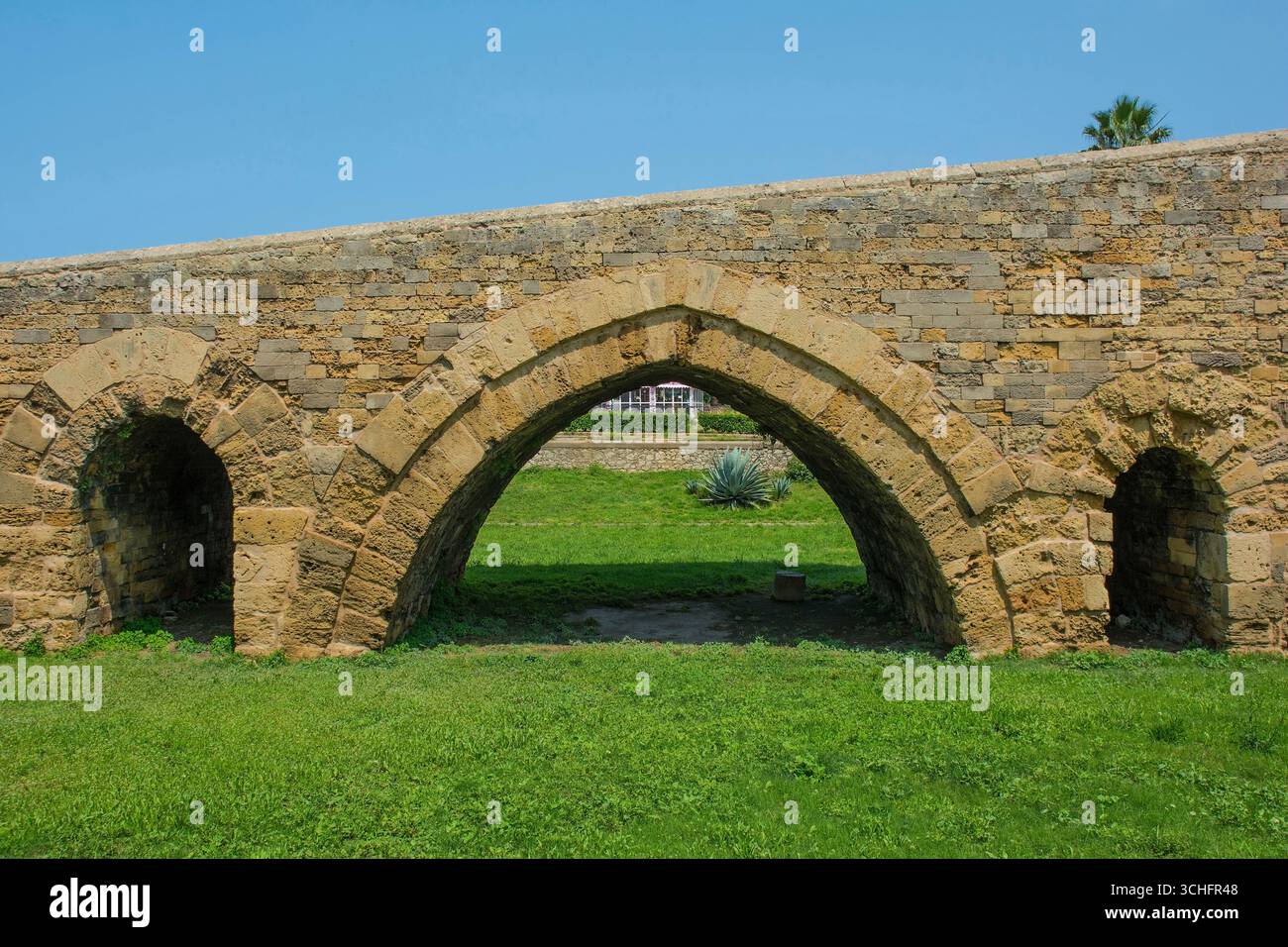 Ponte dell'Ammiraglio (Admiral's Bridge) in Brancaccio district ...