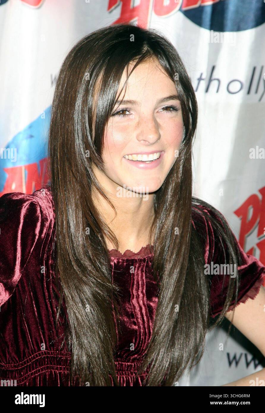 Ali Lohan celebrates her 13th birthday with a handprint ceremony at ...