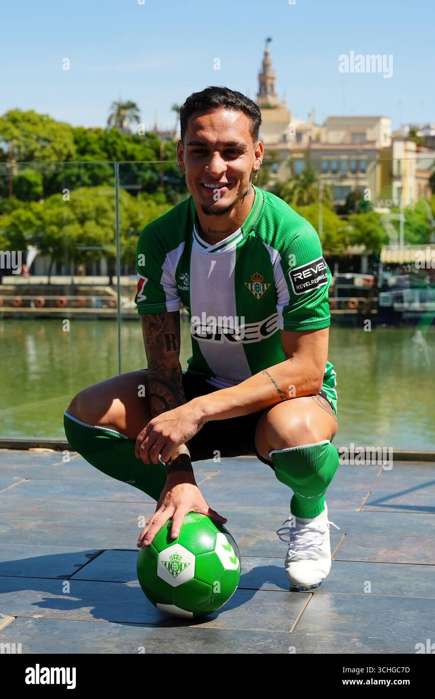 The new Real Betis Balompie player, Antony Matheus dos Santos during ...
