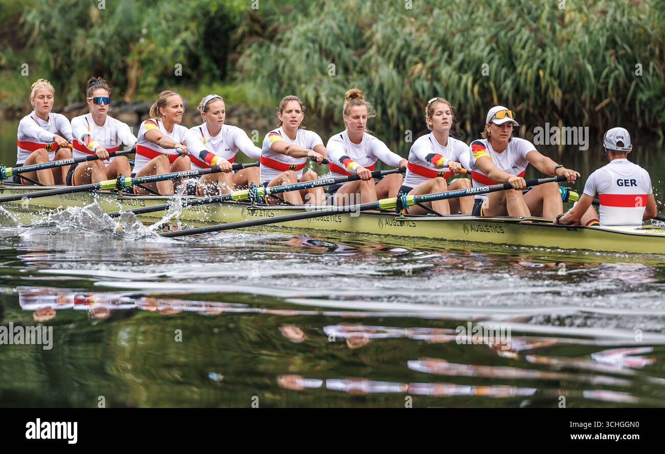 02 September 2025, Berlin: Participants of the German national team in ...