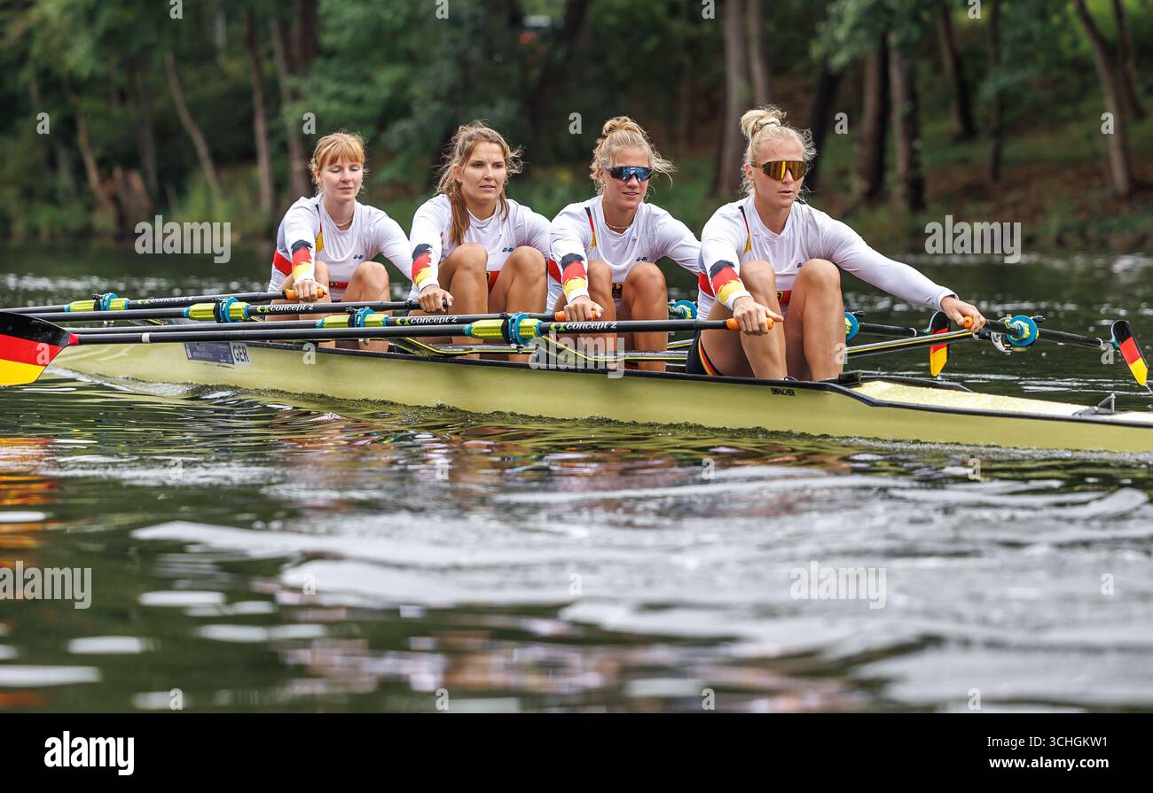 02 September 2025, Berlin: Sarah Wibberenz (l-r), Frauke Hundeling ...