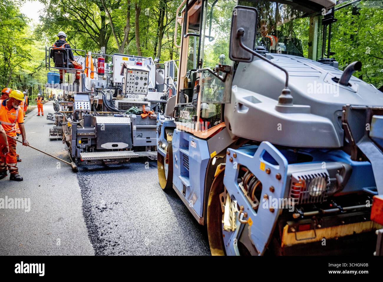HILVERSUM - The Asphalt Recycling Train (ART) and its use are ...