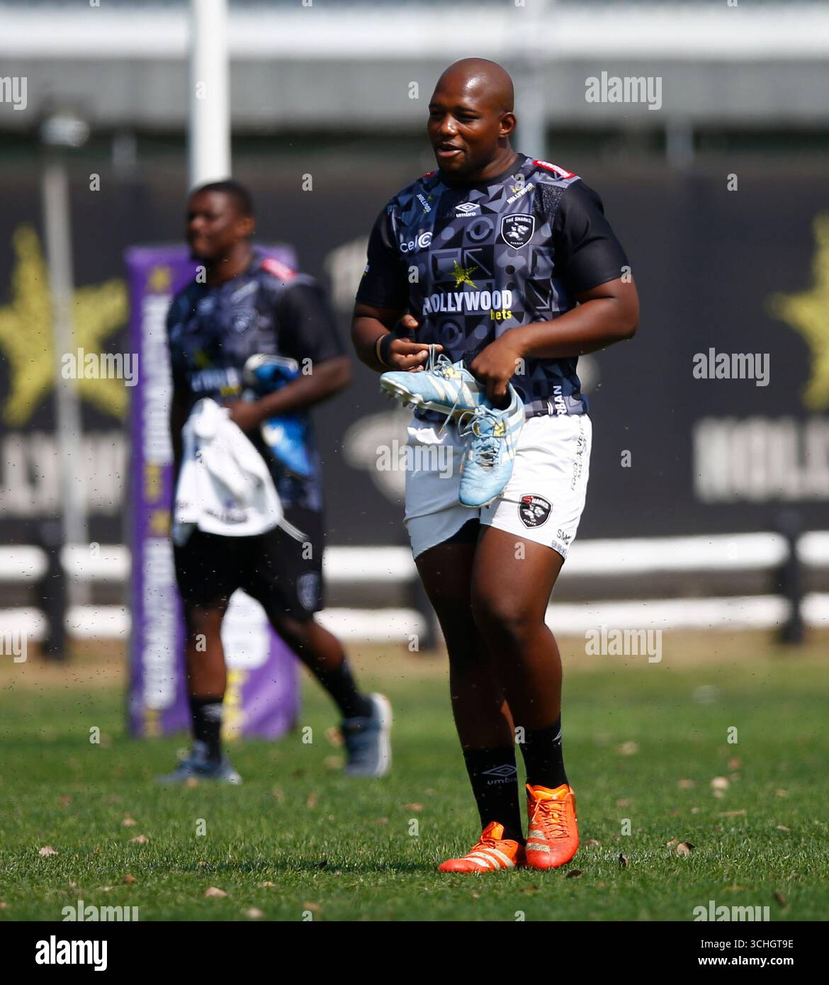 Mawande Madanda of the Hollywoodbets Sharks during Hollywoodbets Sharks ...