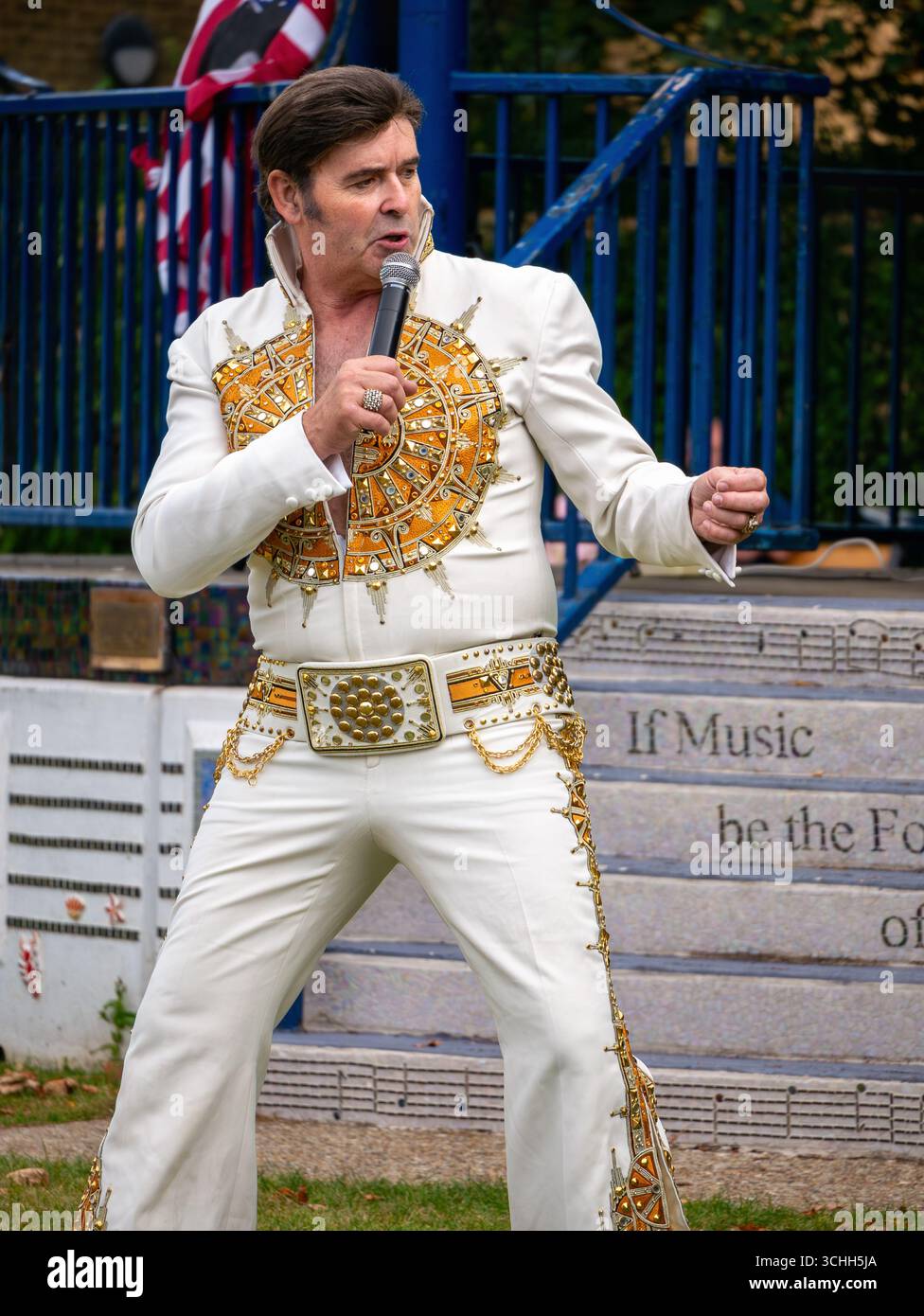 Cliff Castle performing as Elvis Presley at the Oaklands Bandstand in ...