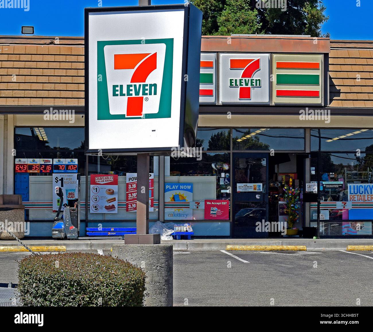 California lottery 7 eleven hi-res stock photography and images - Alamy