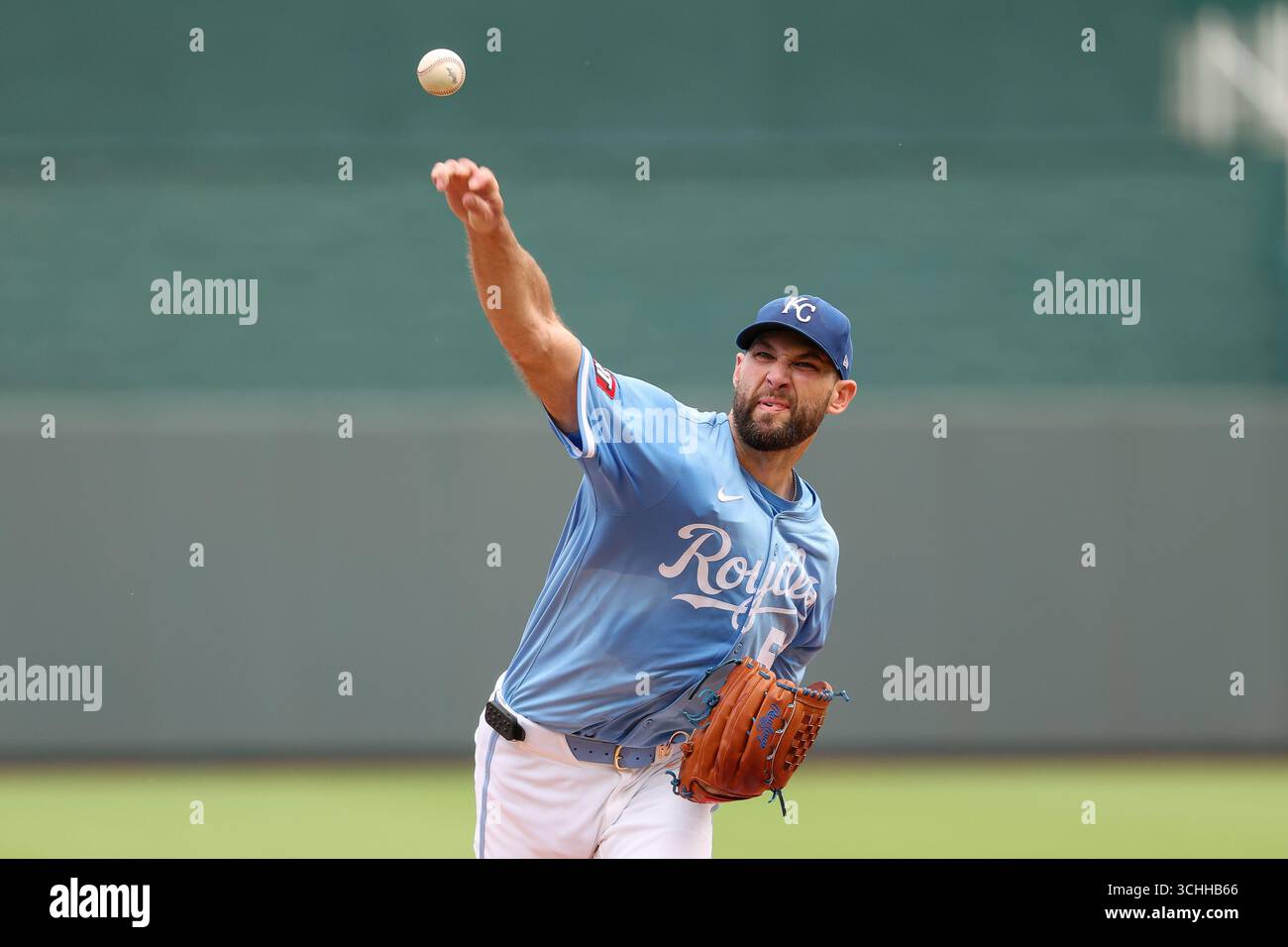 August 31, 2025: Kansas City Royals starting pitcher Michael Wacha (52 ...