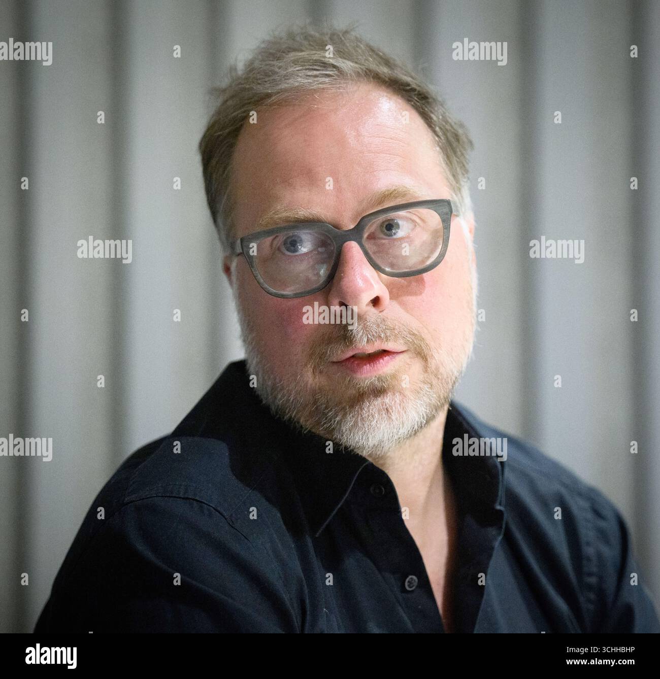 PRODUCTION - 02 September 2025, Berlin: Musician Manne Uhlig sits down ...