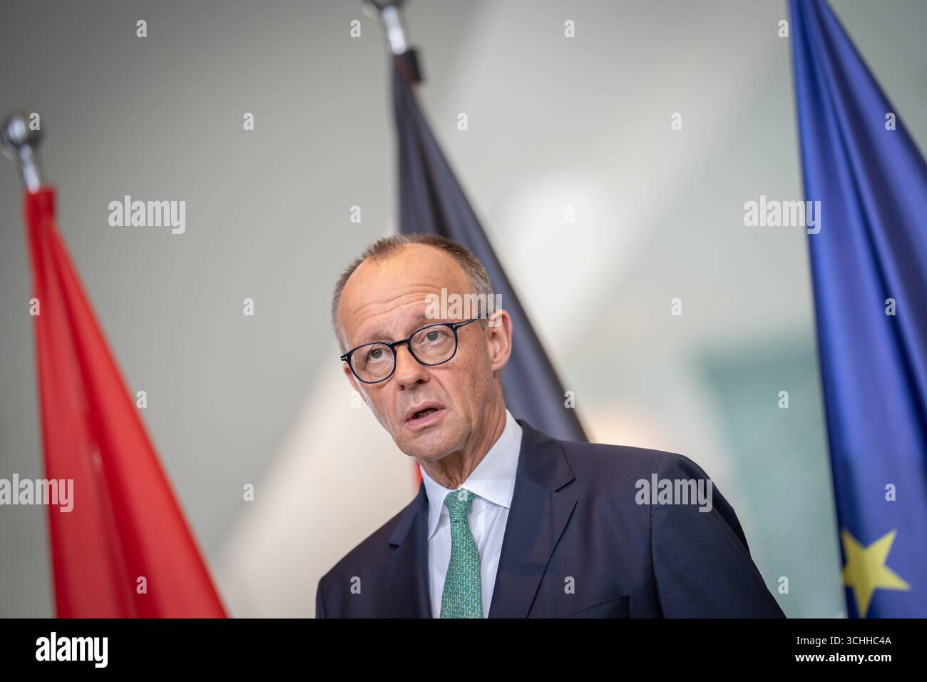 Bundeskanzler Friedrich Merz beim Pressestatement zum Abschluss ihrer ...