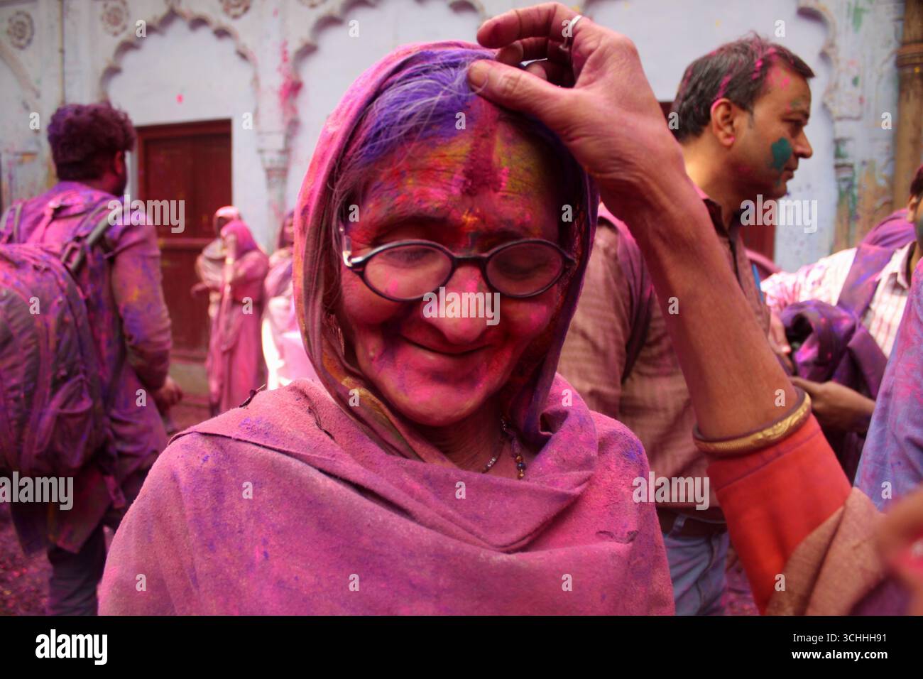 Old women play Holi in Vrindavan, Mathura, India Stock Photo - Alamy