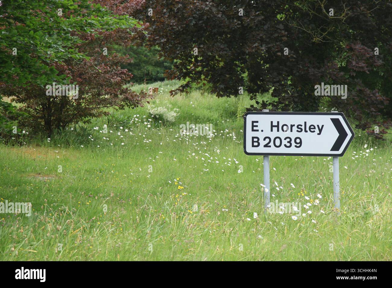 British road sign for e horsley hi-res stock photography and images - Alamy