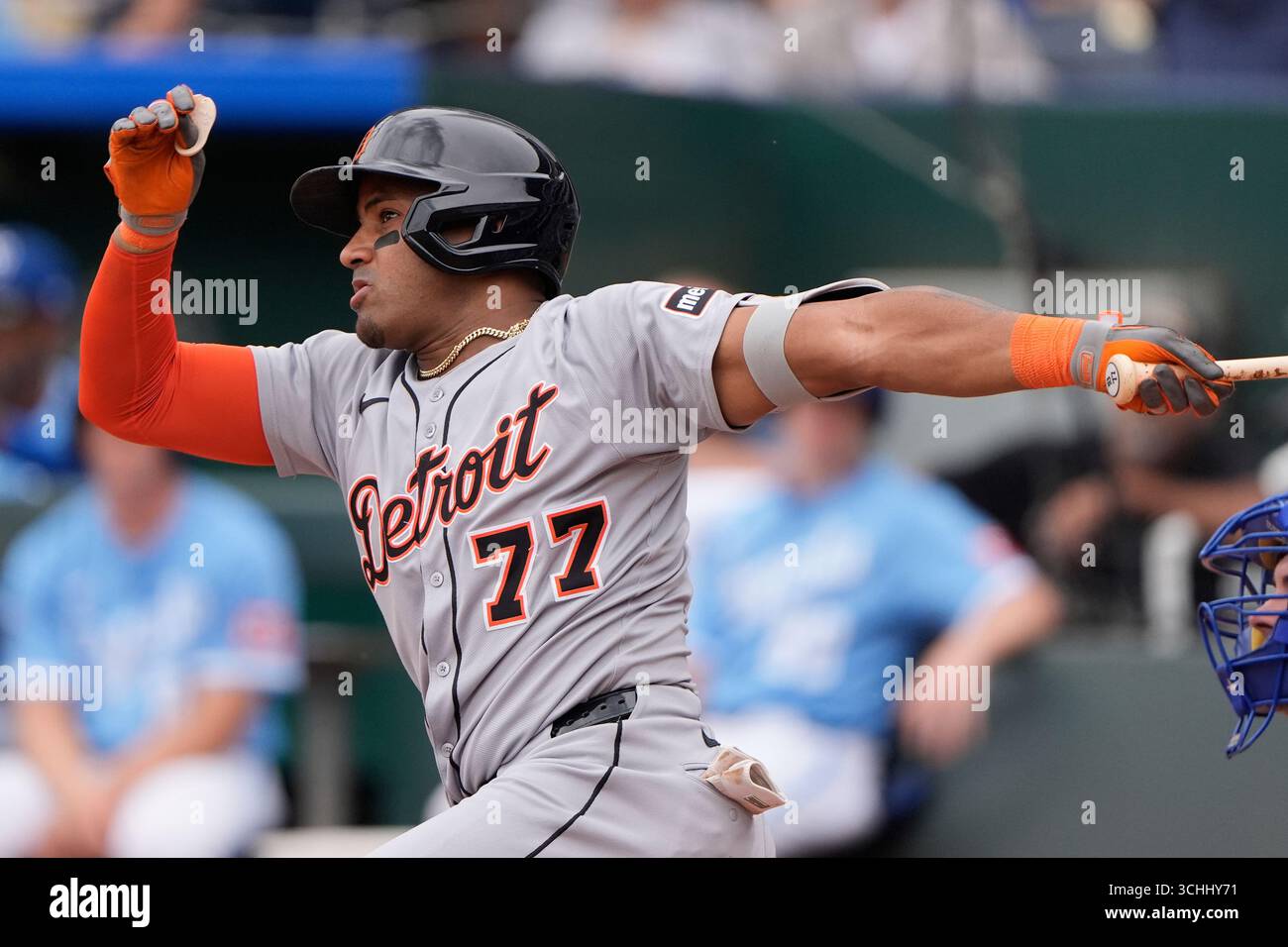 Detroit Tigers' Andy Ibanez bats during the eighth inning of a against ...