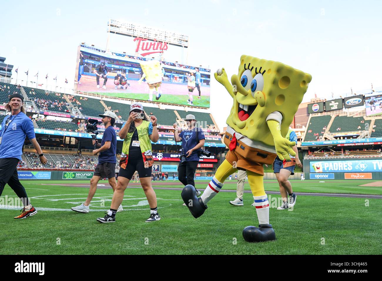 August 29th, 2025: SpongeBob Squarepants throws the ceremonial first ...