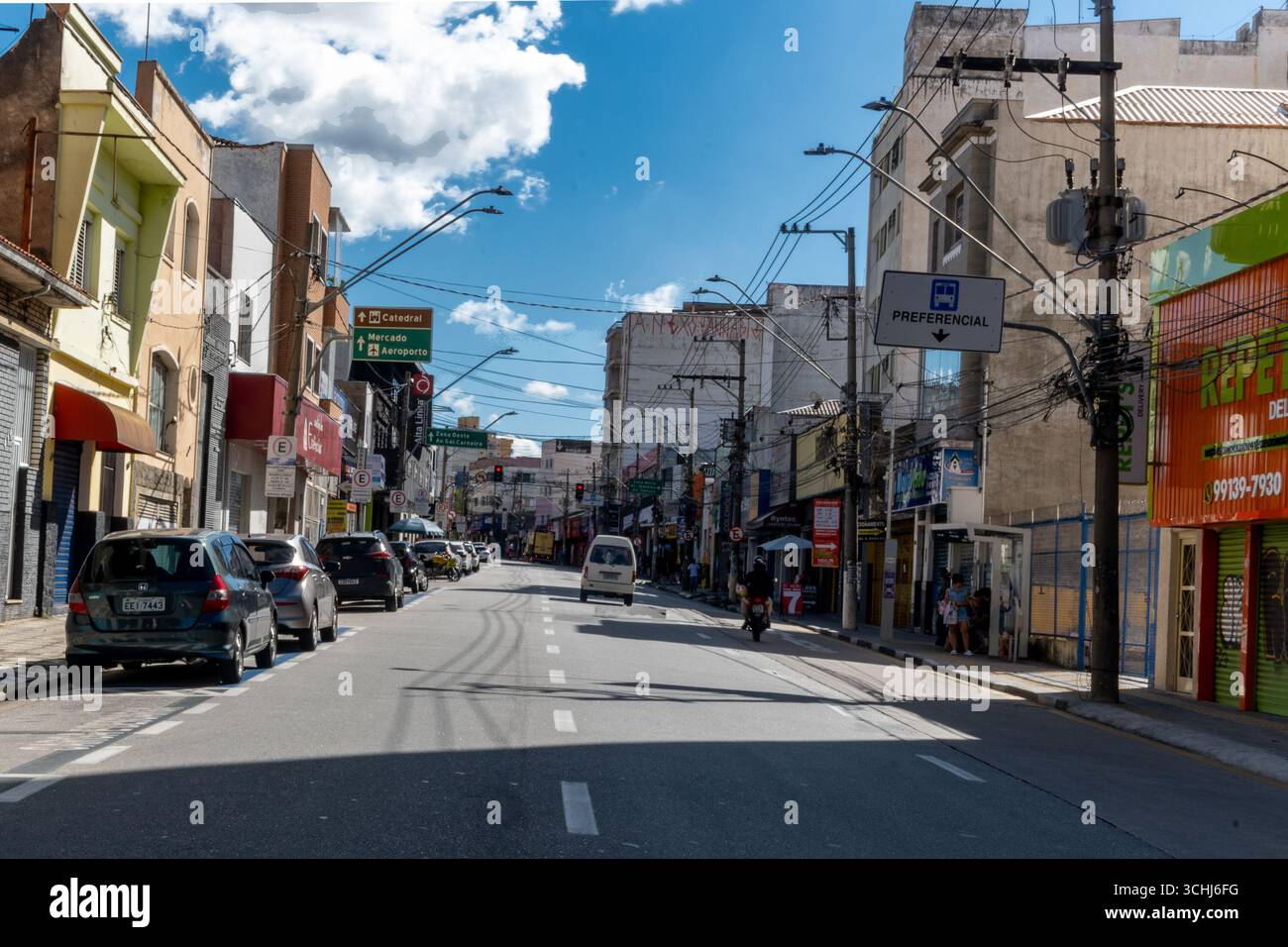 View of Rua Alvaro Soares in Sorocaba, Sao Paulo, Brazil, showing urban ...