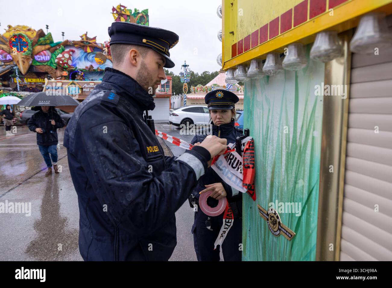 Tödlicher Unfall eines Mitarbeiters von Barth Olympia Looping auf dem ...