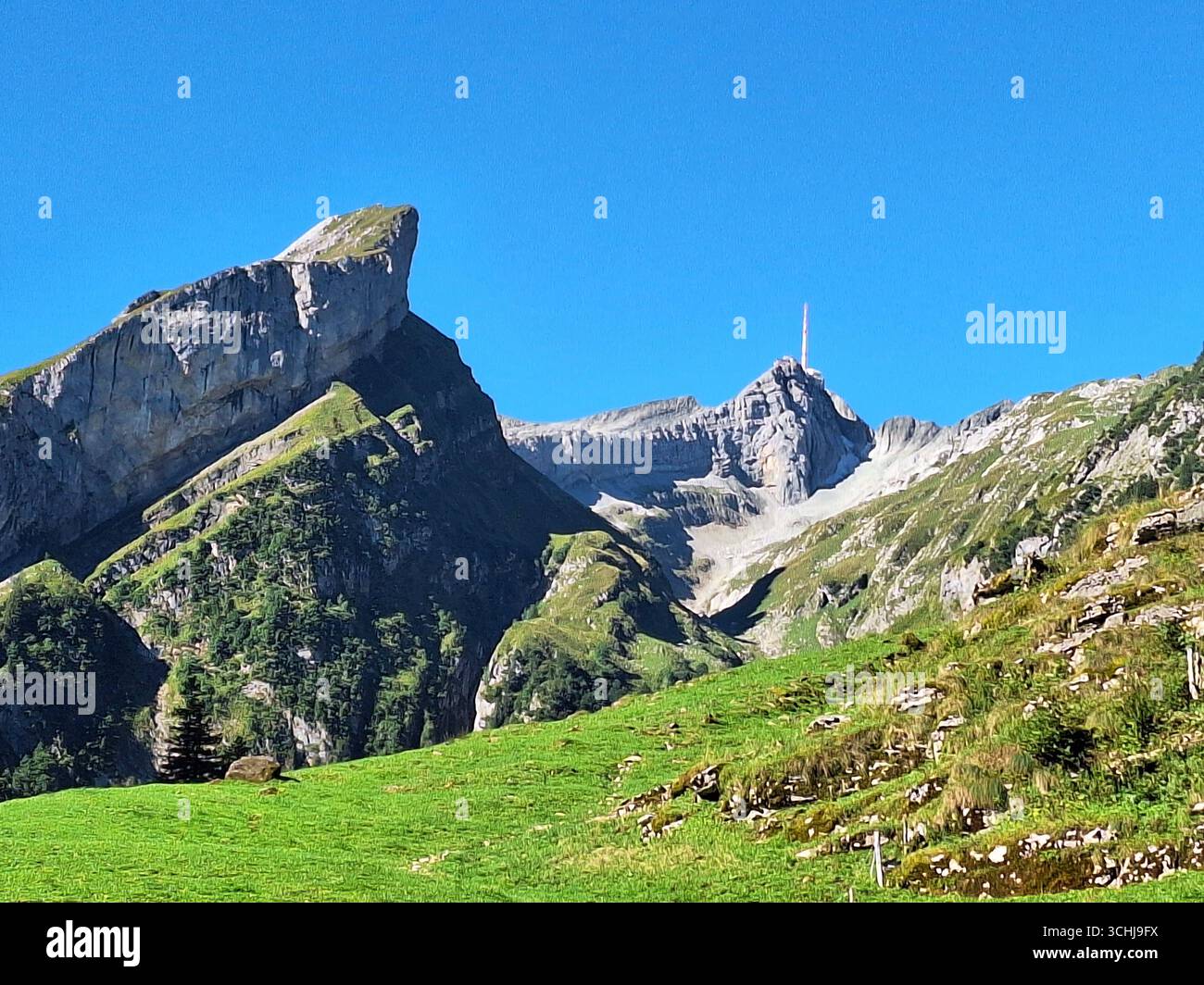 Appenzell Themenbild - Seealpsee, Säntis, Appenzell, Appenzeller Alpen ...