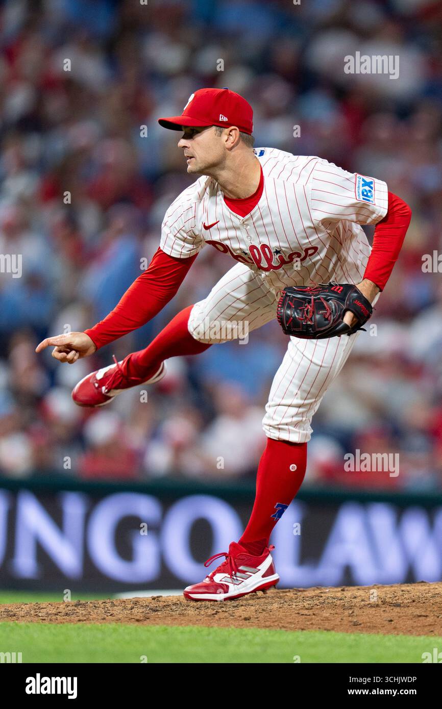Philadelphia Phillies relief pitcher David Robertson in action during a ...