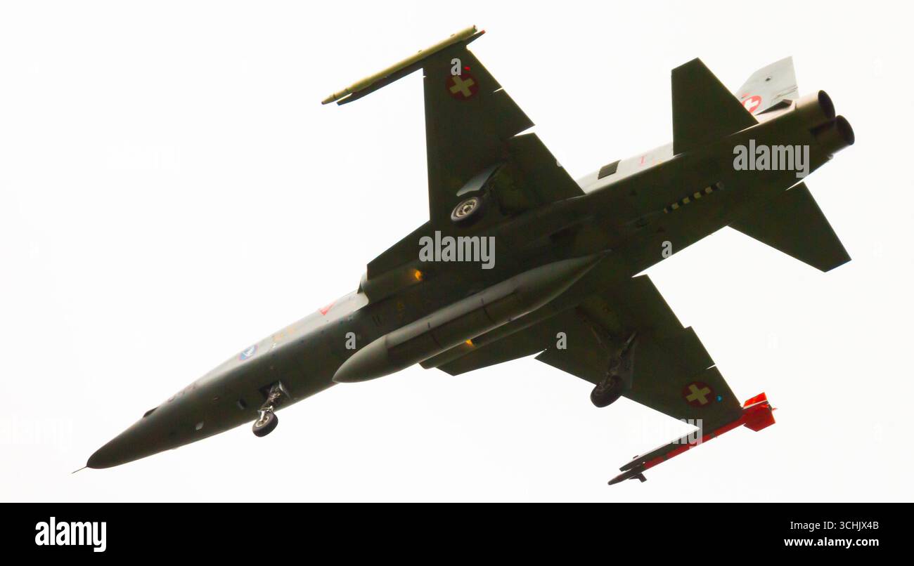 Image of air force aircraft of the Swiss Air is landing Stock Photo - Alamy