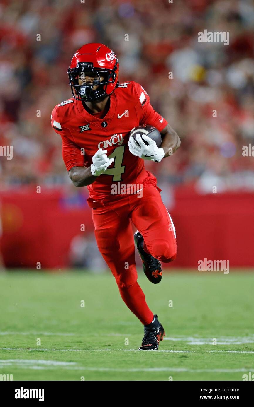 KANSAS CITY, MO - AUGUST 28: Cyrus Allen #4 of the Cincinnati Bearcats ...