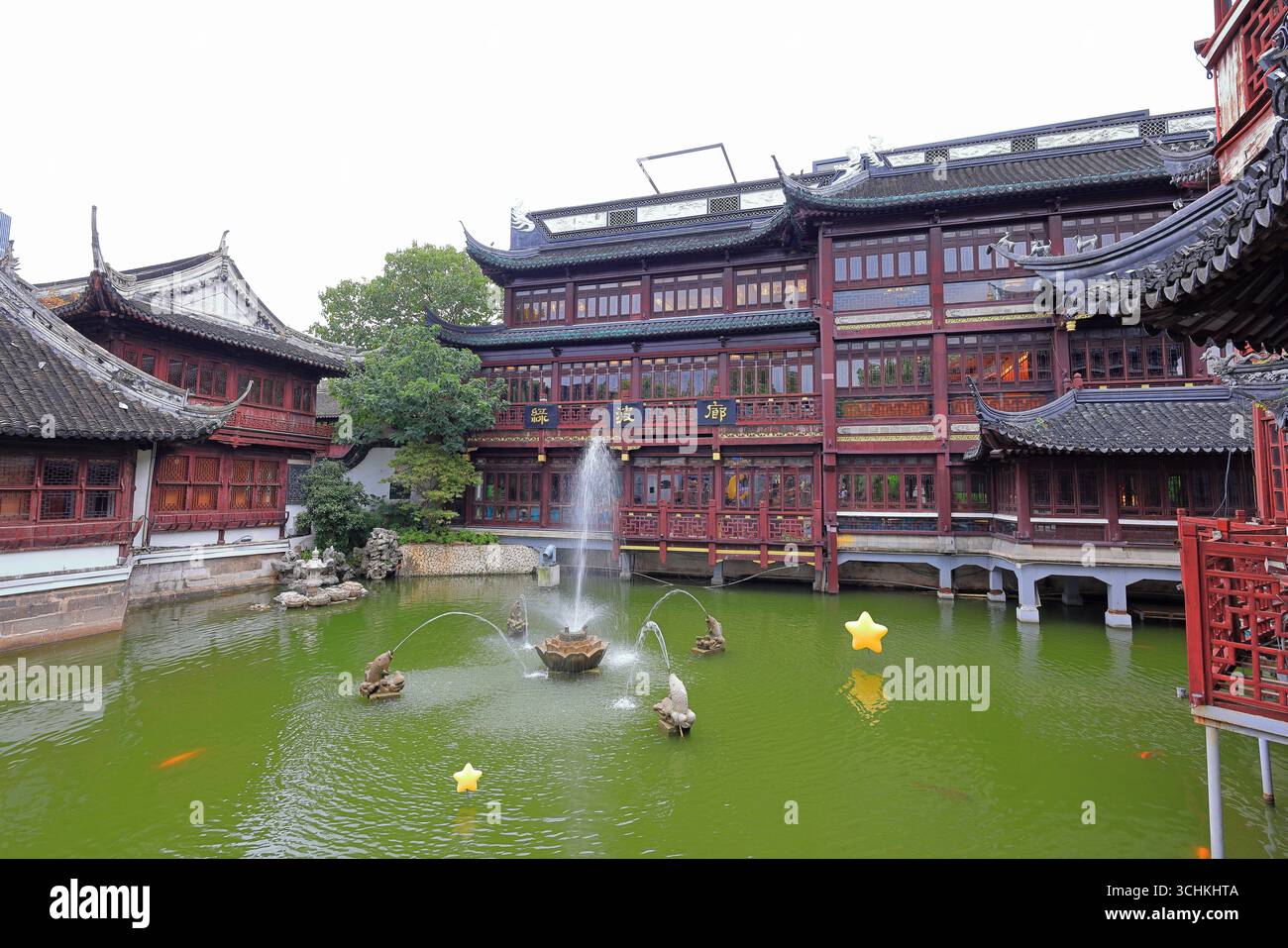 Yuyuan (Yu Garden) Old Street, a historic shopping district with ...