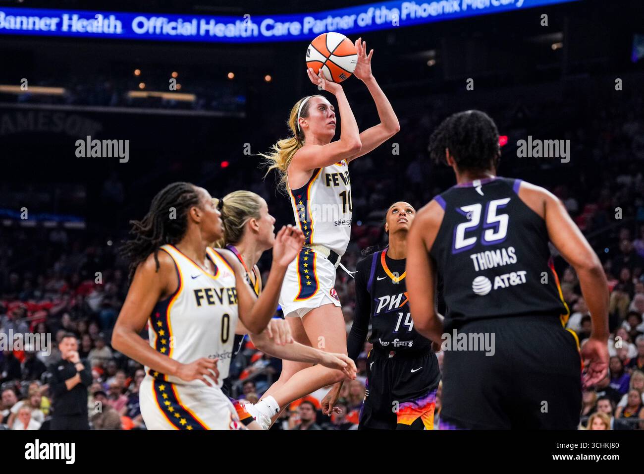 Indiana Fever guard Lexie Hull (10) shoots the ball during the first ...